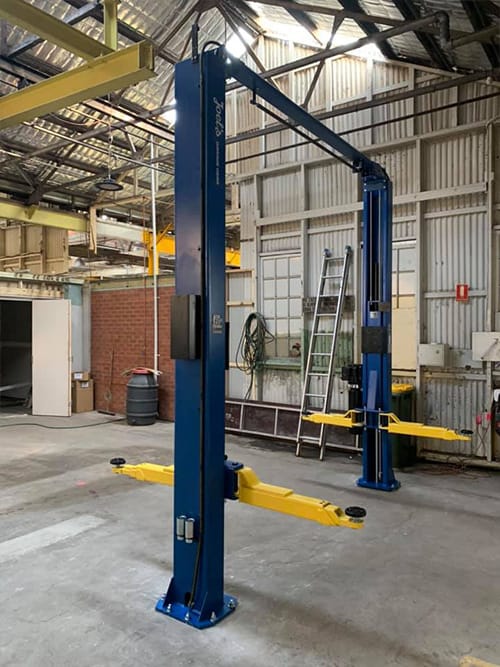 2 Post Hoist Mechanics Workshop Install - Joel's Garage Gear